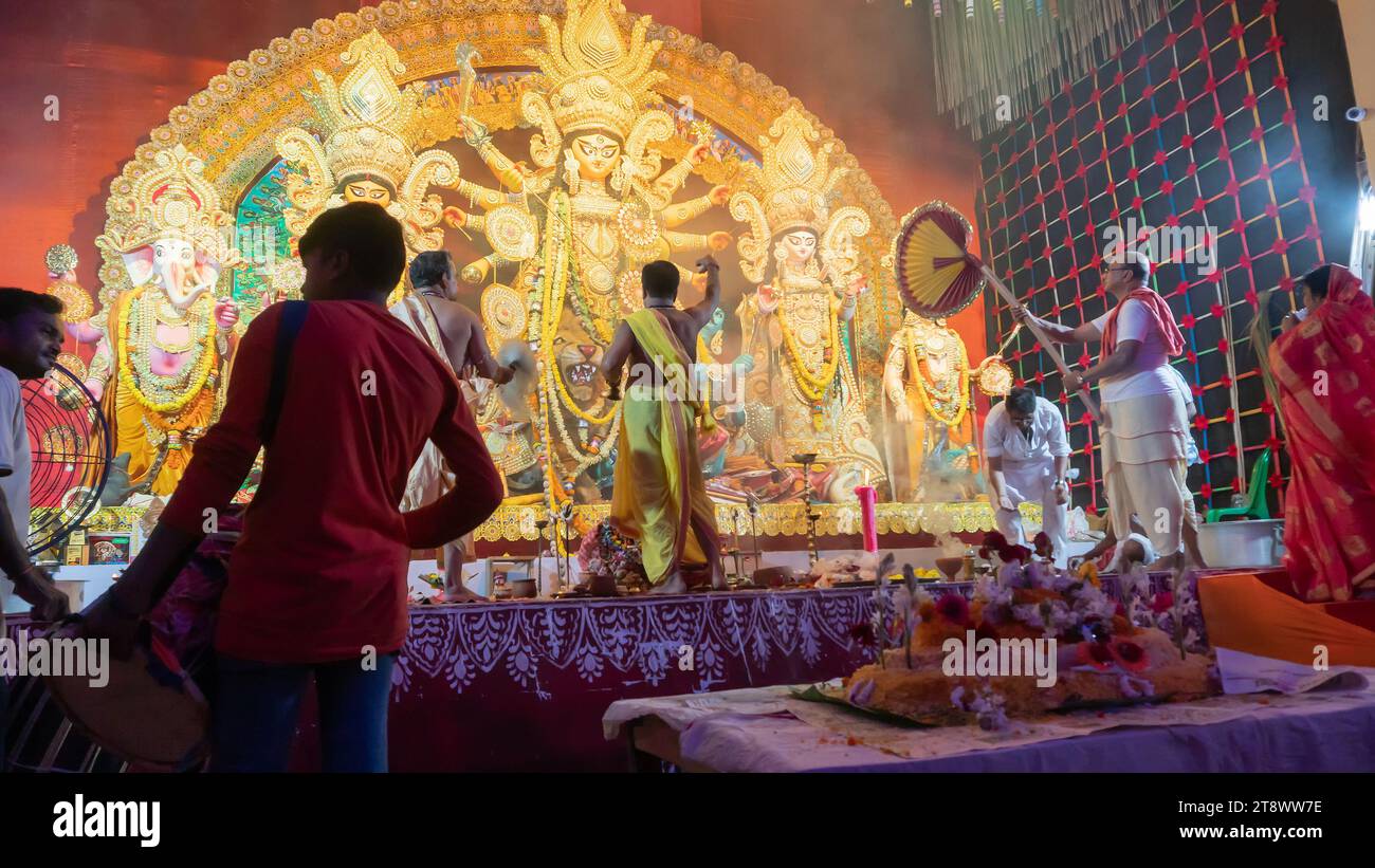 Howrah, West Bengal, India - 5th October, 2022 : Hindu Purohits ...