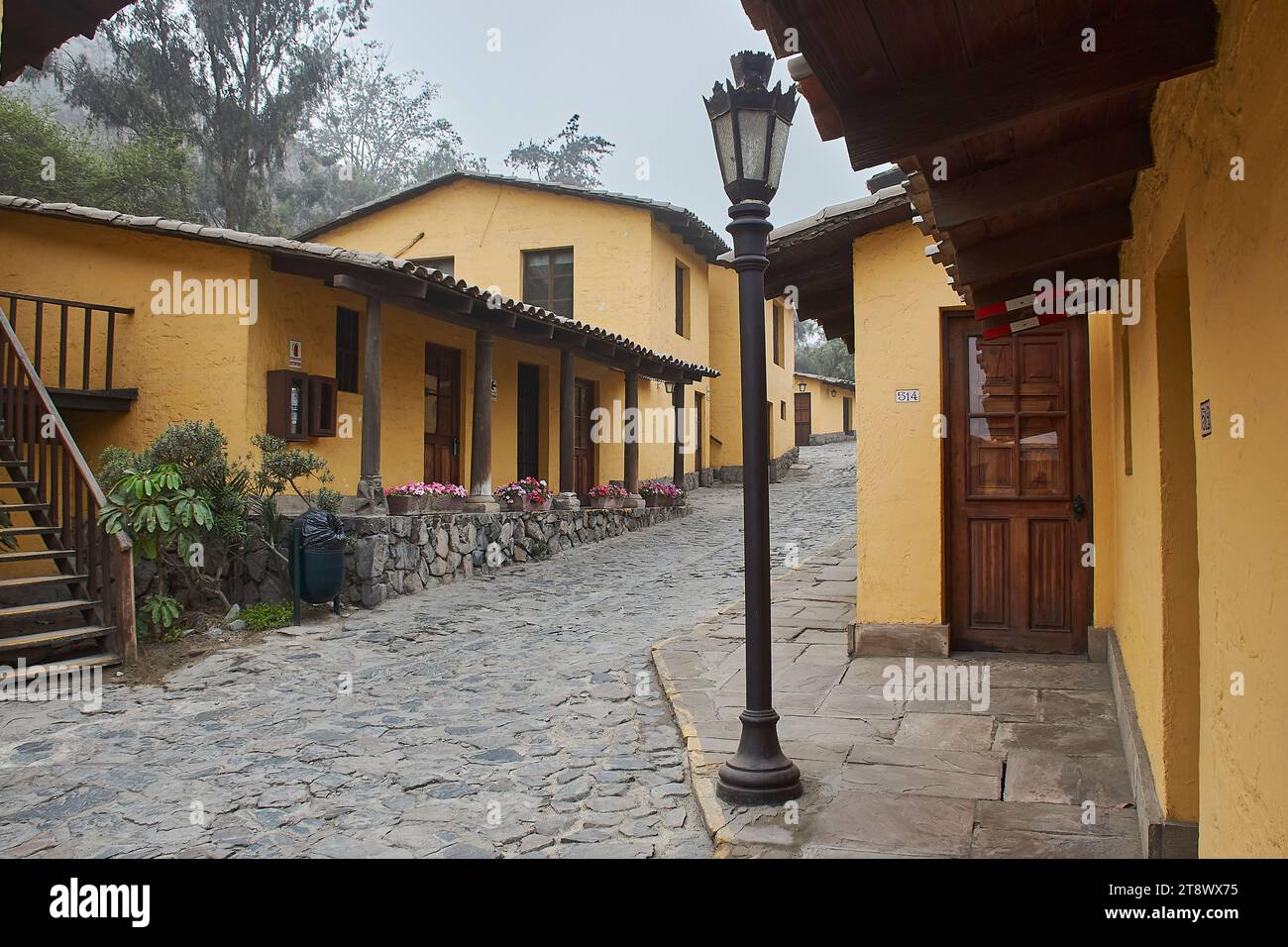 Towns peruvian hi-res stock photography and images - Alamy