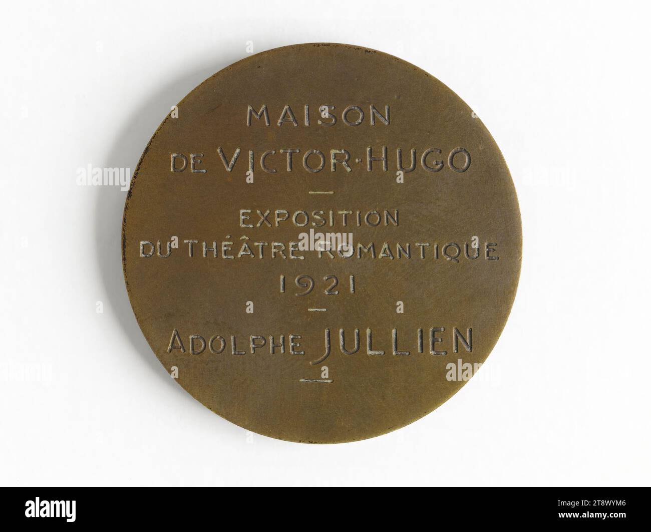Medal bearing the effigy of Victor Hugo (1802-1885) for the exhibition ...