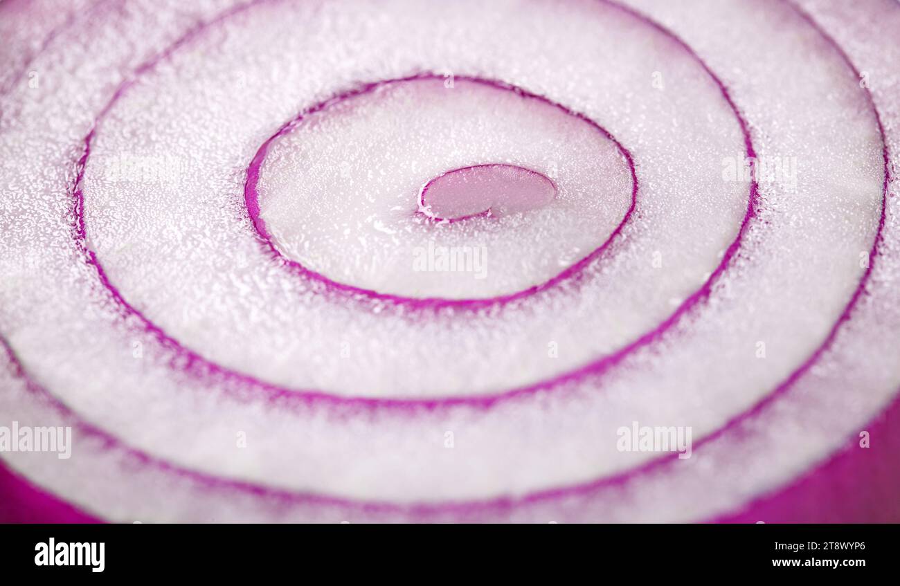 Section single red onion sliced hi-res stock photography and images - Alamy