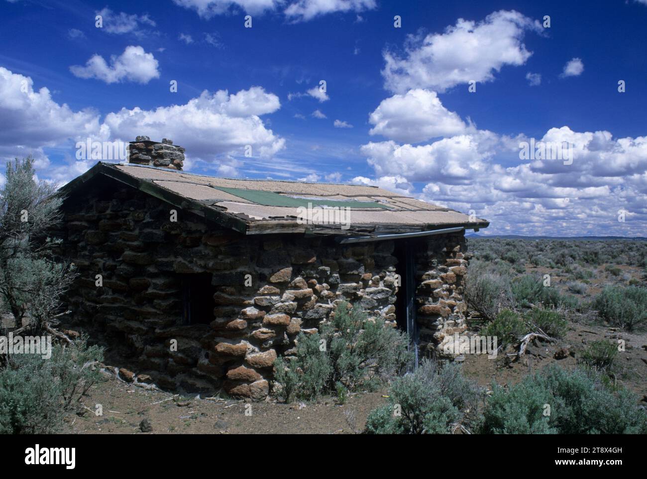 Old stone byway hi-res stock photography and images - Alamy