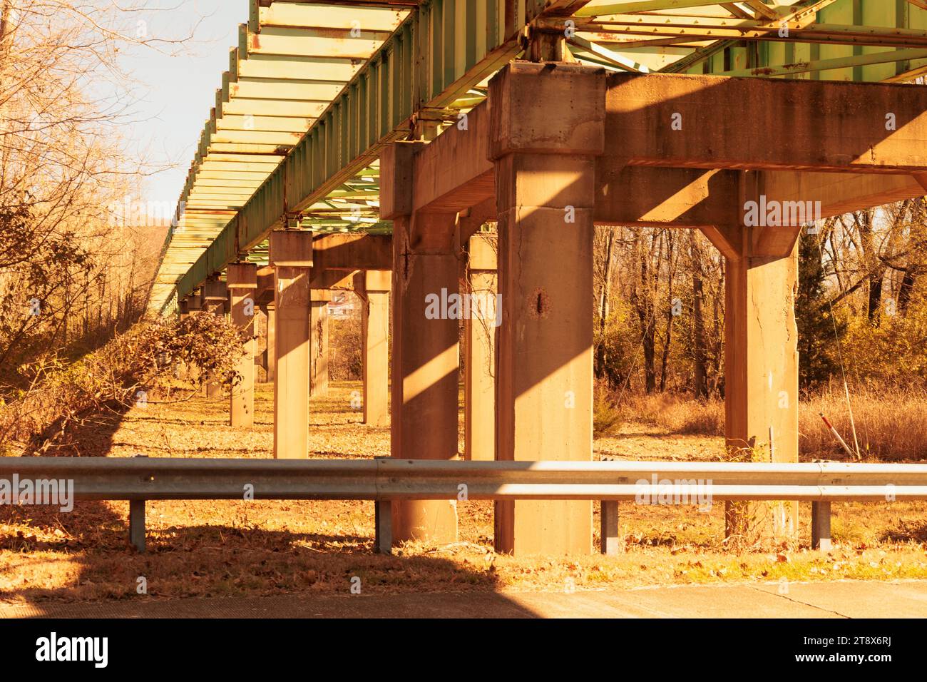 Warren truss bridge hi-res stock photography and images - Alamy
