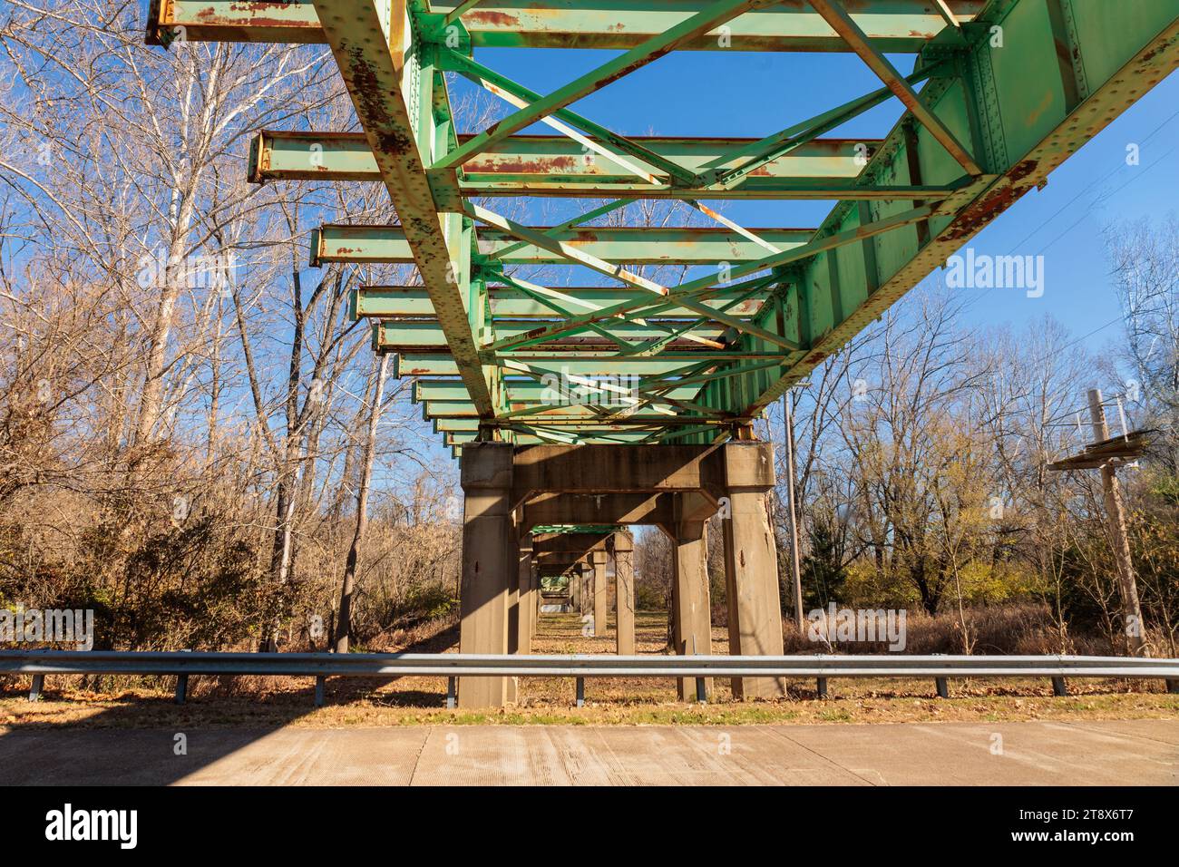 Warren truss bridge hi-res stock photography and images - Alamy