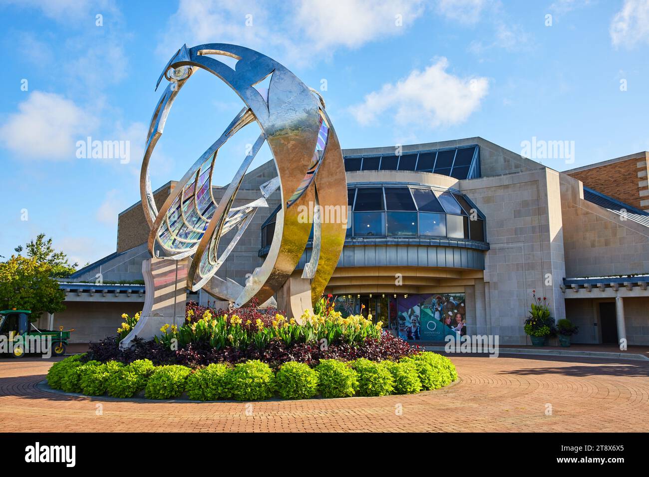 Abstract sculpture at Minnetrista Museum and Gardens on cool sunny ...