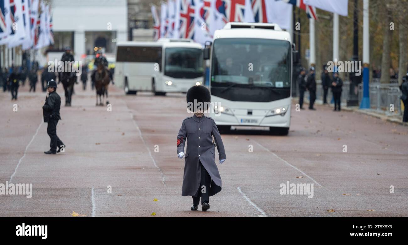 Garrison sergeant major vernon stokes hi-res stock photography and ...