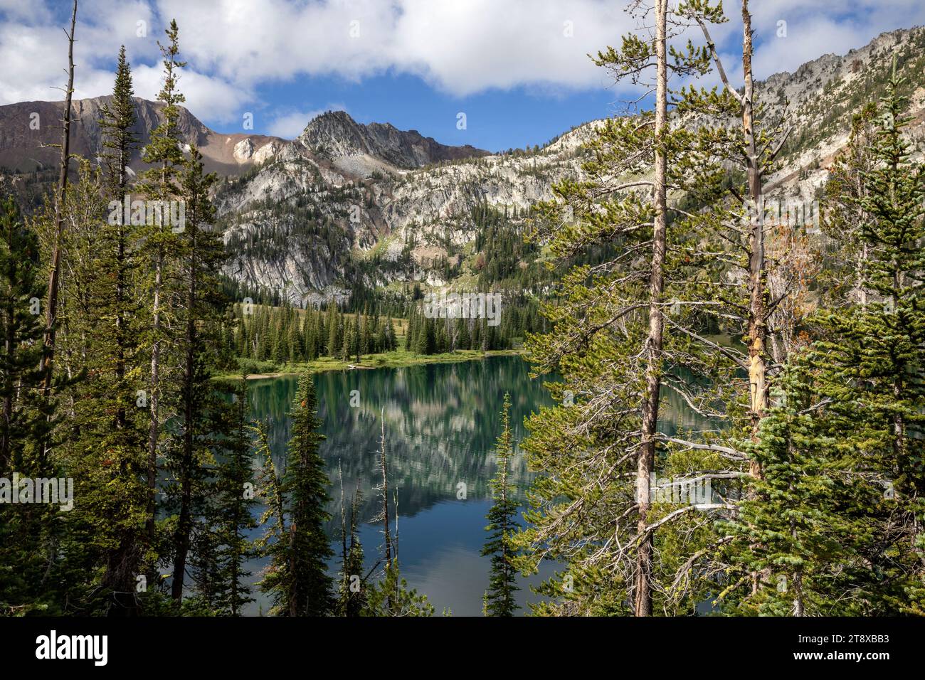 OR02630-00....OREGON - Aneroid Lake in the Eagle Cap Wilderness ...