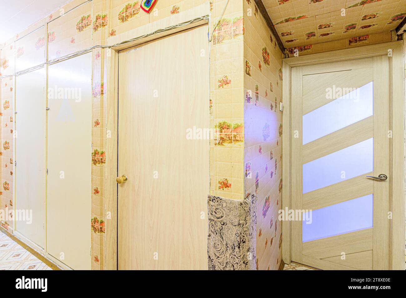 interior apartment corridor, hallway, doors Stock Photo - Alamy