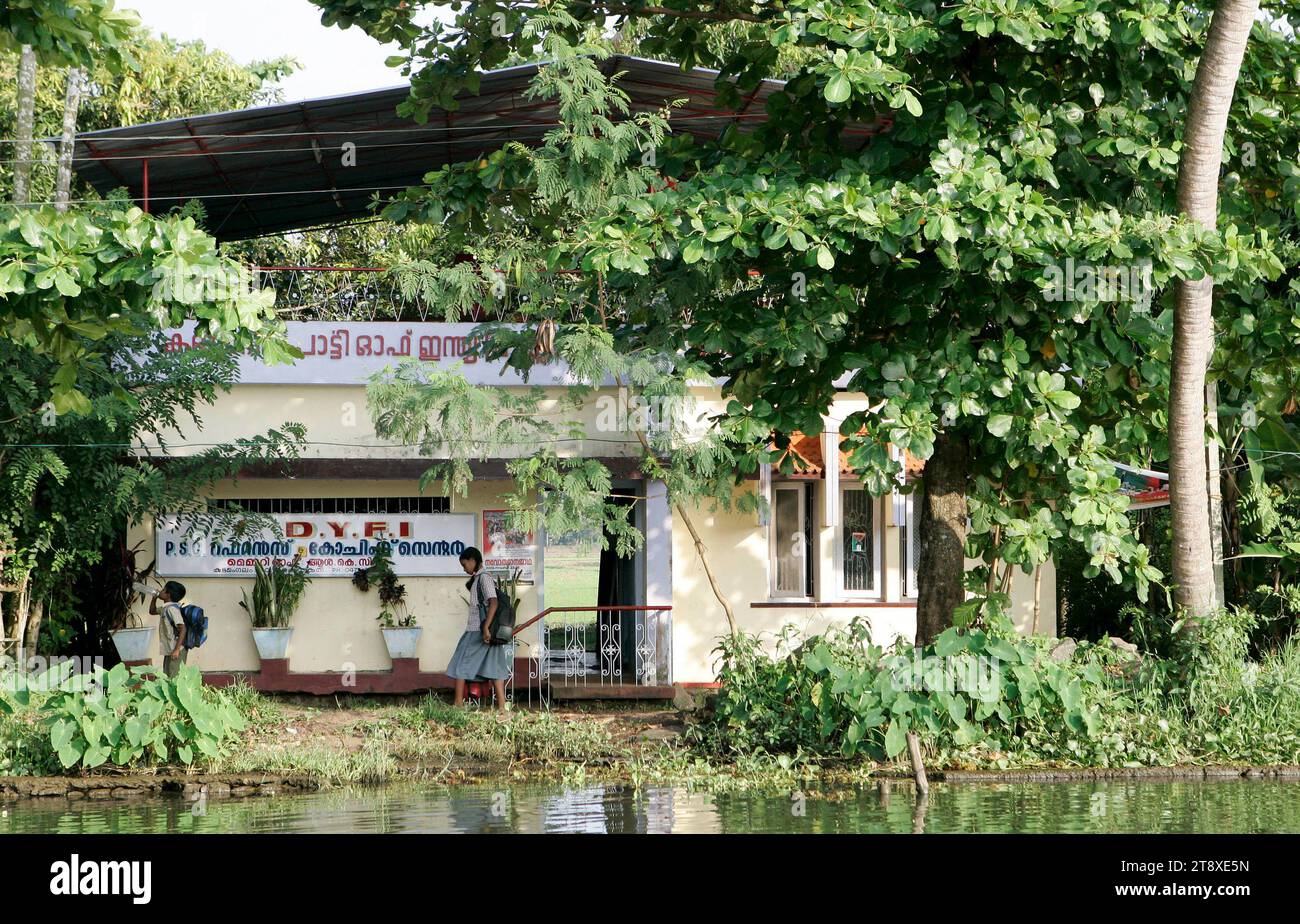 Flusskanaele hi-res stock photography and images - Alamy