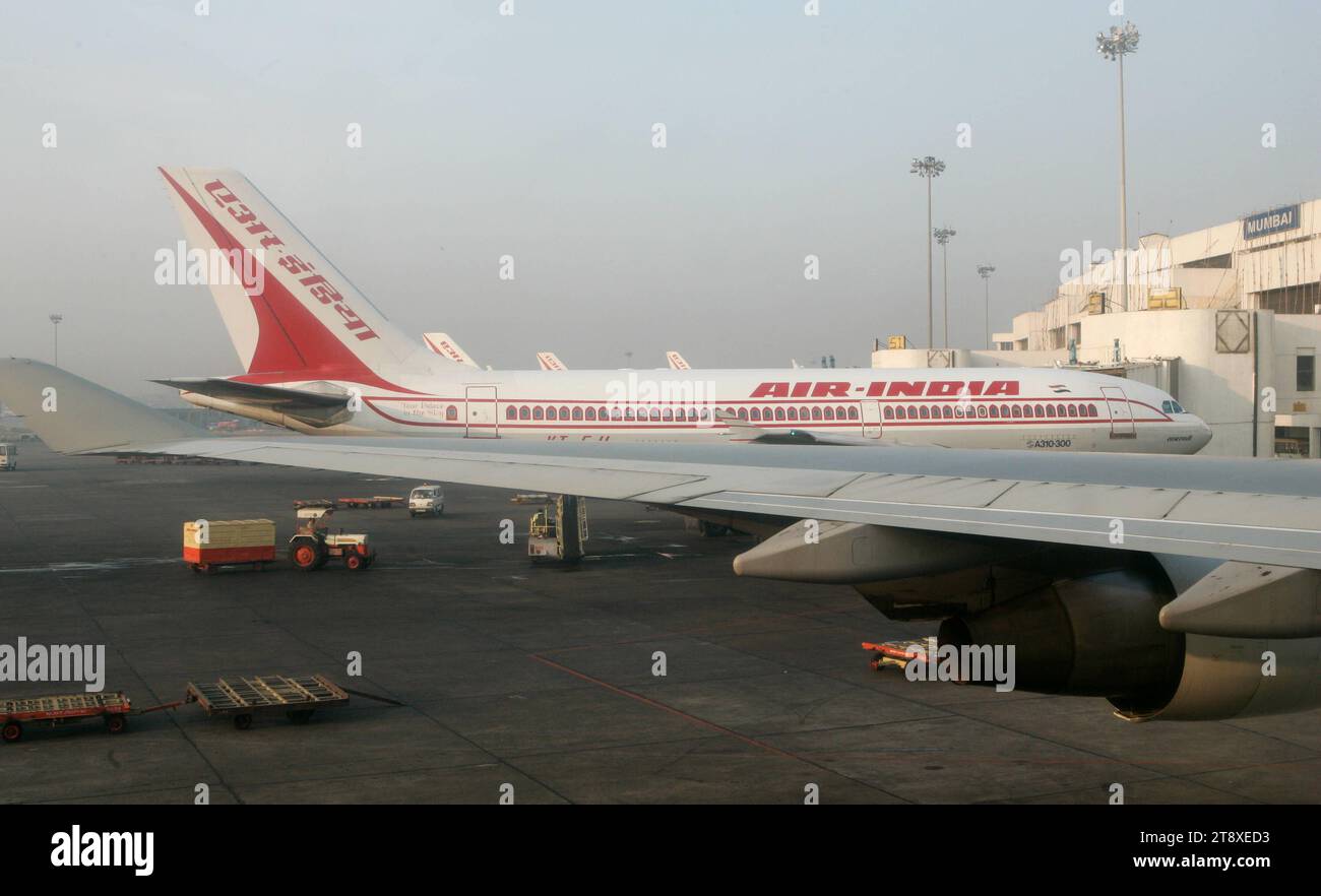 Flughafen mumbai hi-res stock photography and images - Alamy