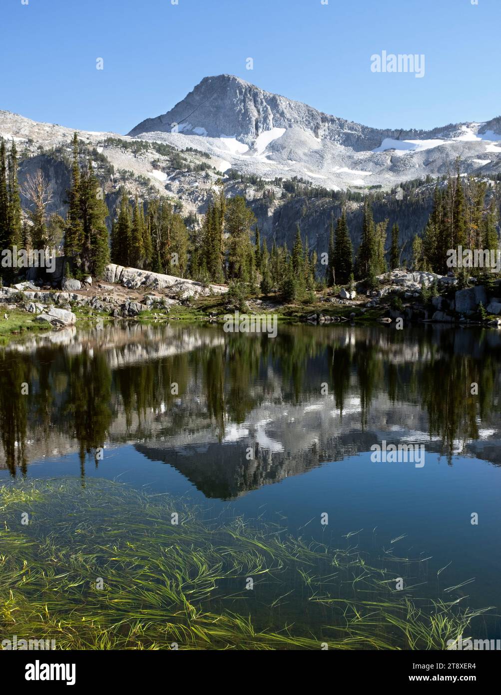 OR02683-00....OREGON - Sunshine lake and Eagle Cap mountain in the ...