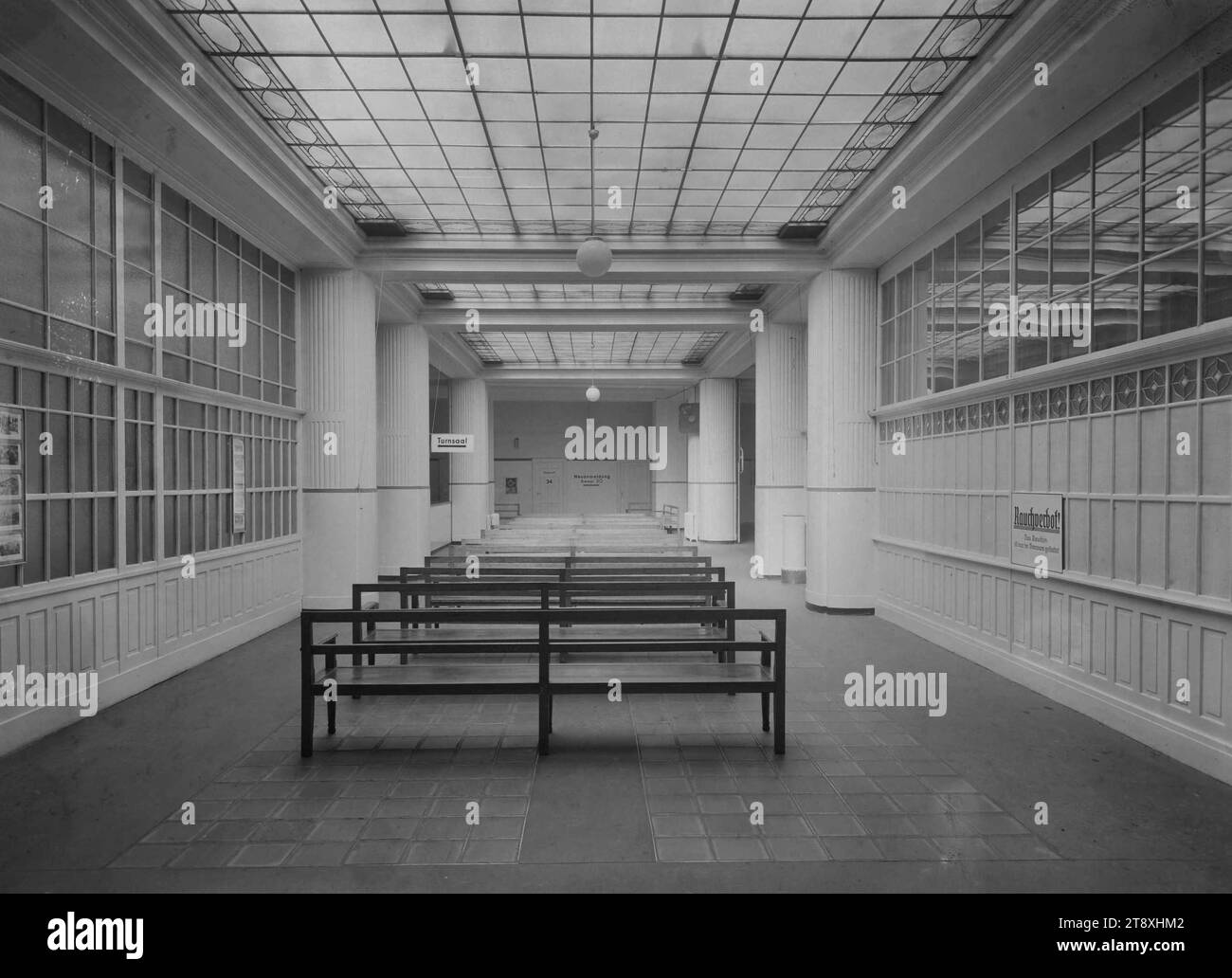 Unfallkrankenhaus, 20th, Webergasse 2-6, waiting room, Martin Gerlach ...