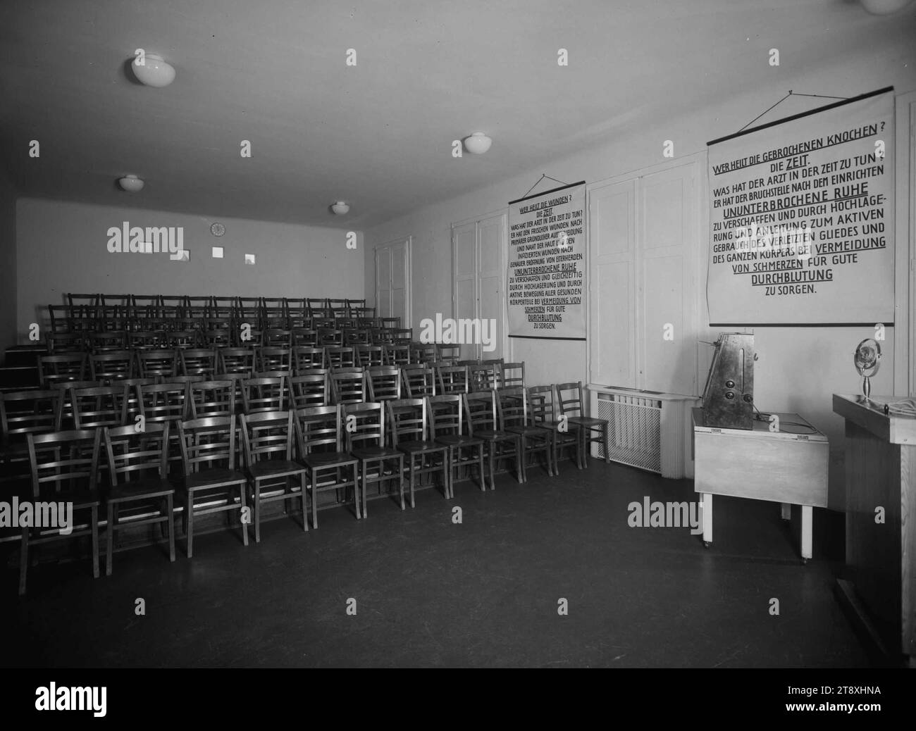 Accident Hospital, 20th, Webergasse 2-6, lecture hall, Martin Gerlach ...