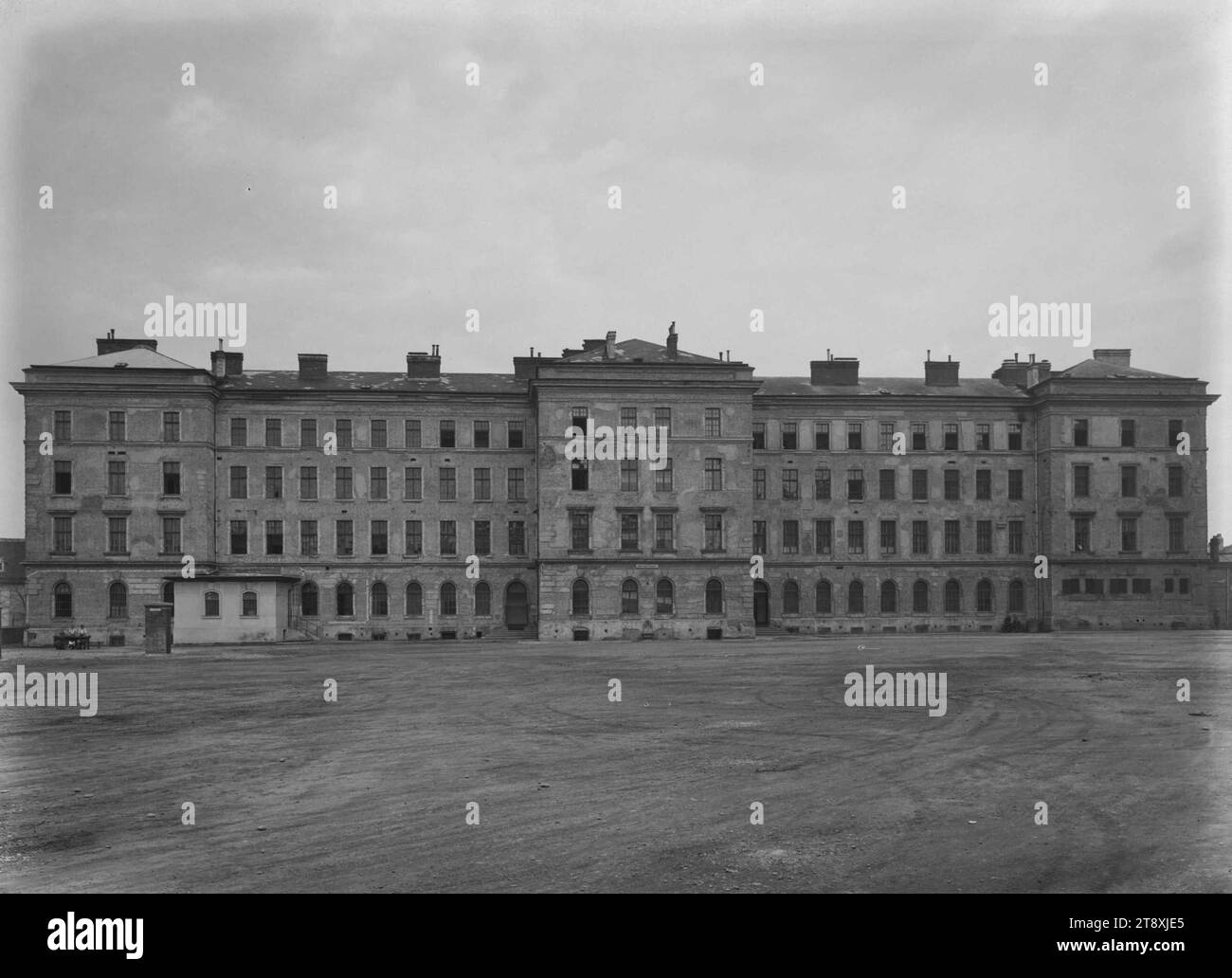 Rennwegkaserne (3rd, Rennweg 89-93), courtyard view, Martin Gerlach jun ...