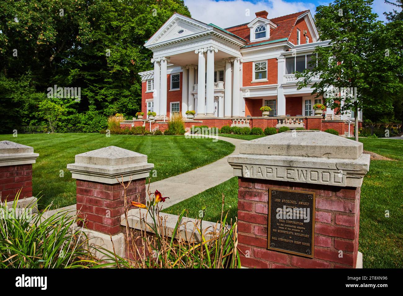 Maplewood house sign on entrance at Minnetrista Museum and Gardens with ...