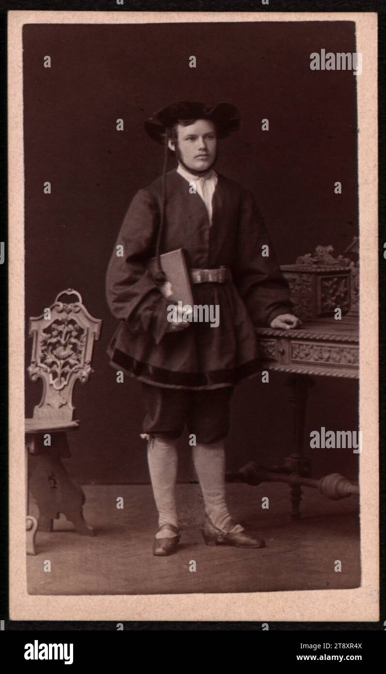 Michael Sparr, bookbinder's assistant at the 1879 Makartfest procession ...