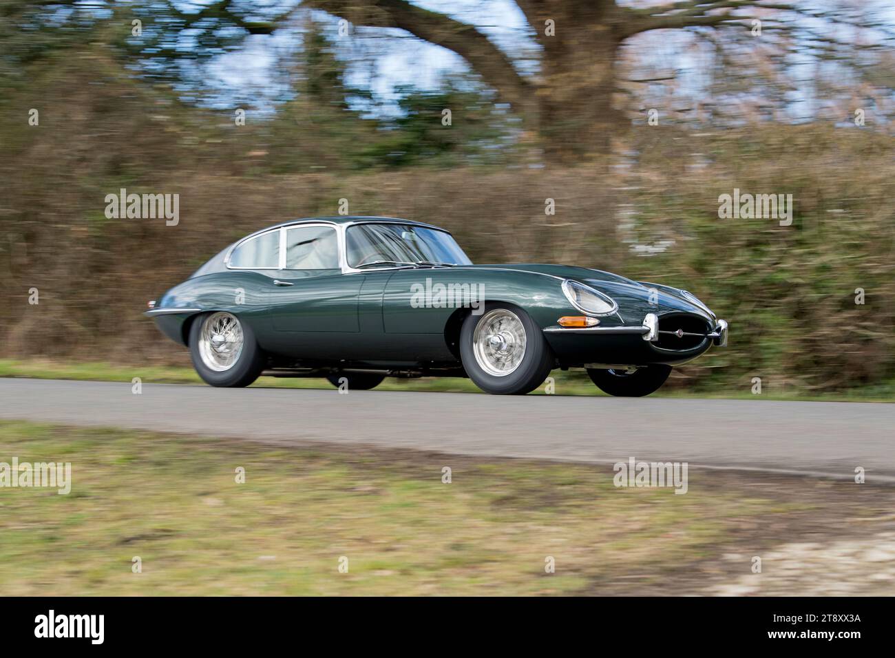 Series 1.5 Jaguar E Type 4.3 Fixed Head Coupe classic British sports ...