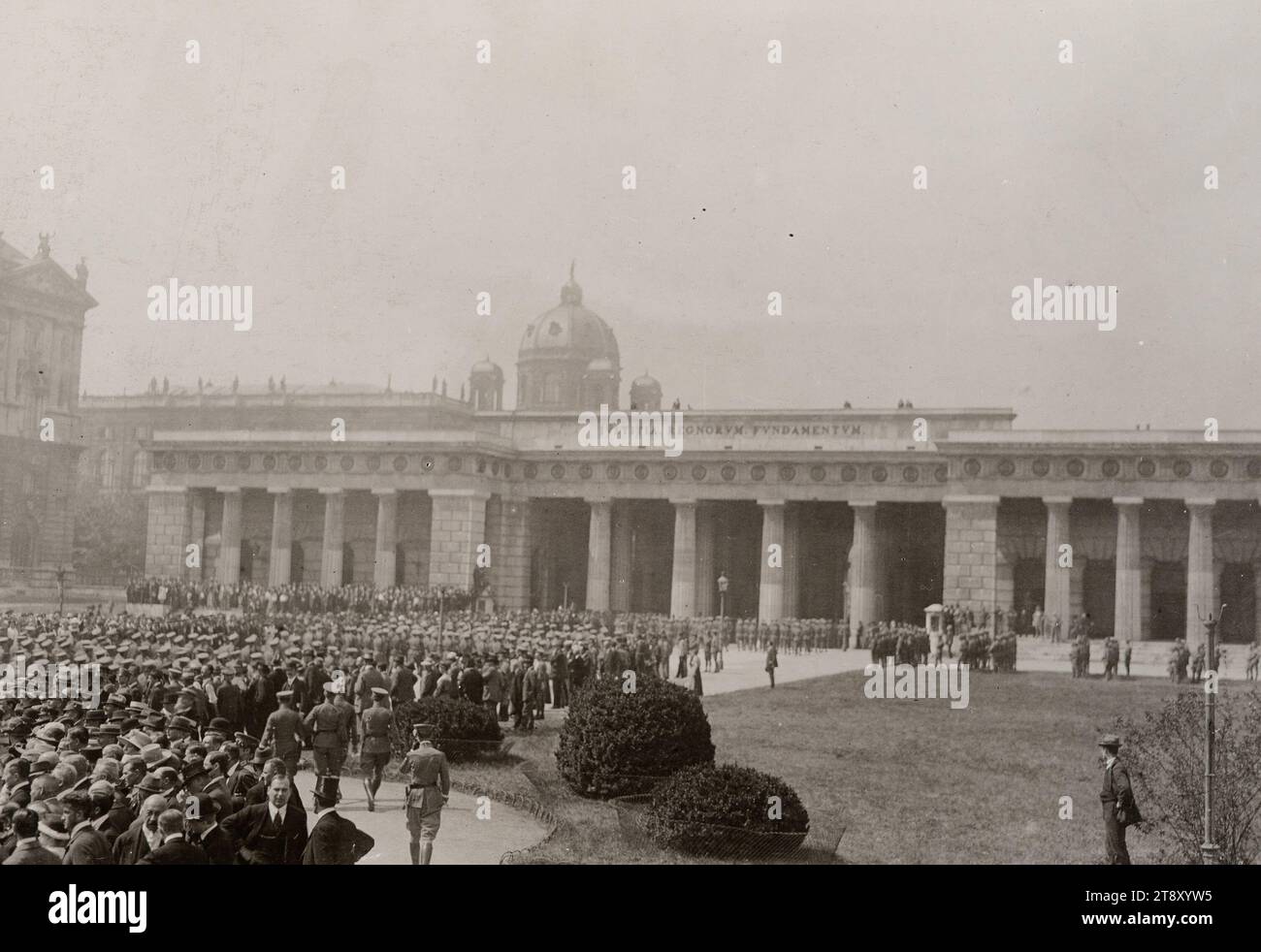 New austrian armed forces hi-res stock photography and images - Alamy