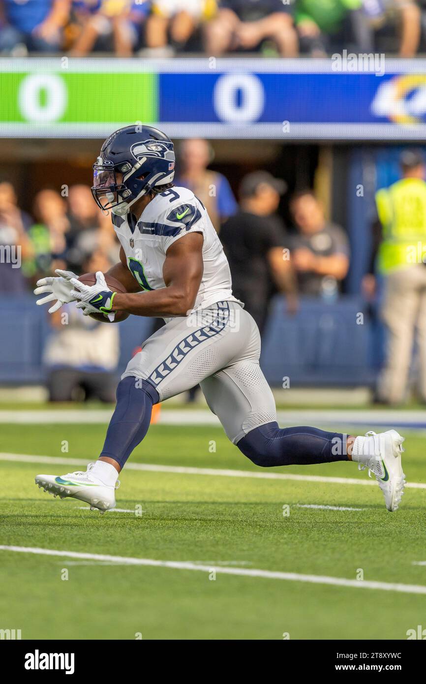 Seattle Seahawks running back Kenneth Walker III (9) runs the ball ...