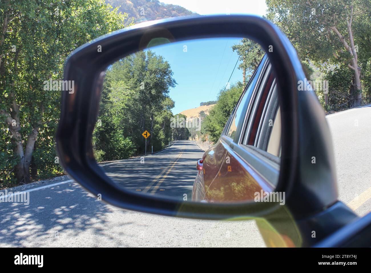 Car side view in hi-res stock photography and images - Alamy