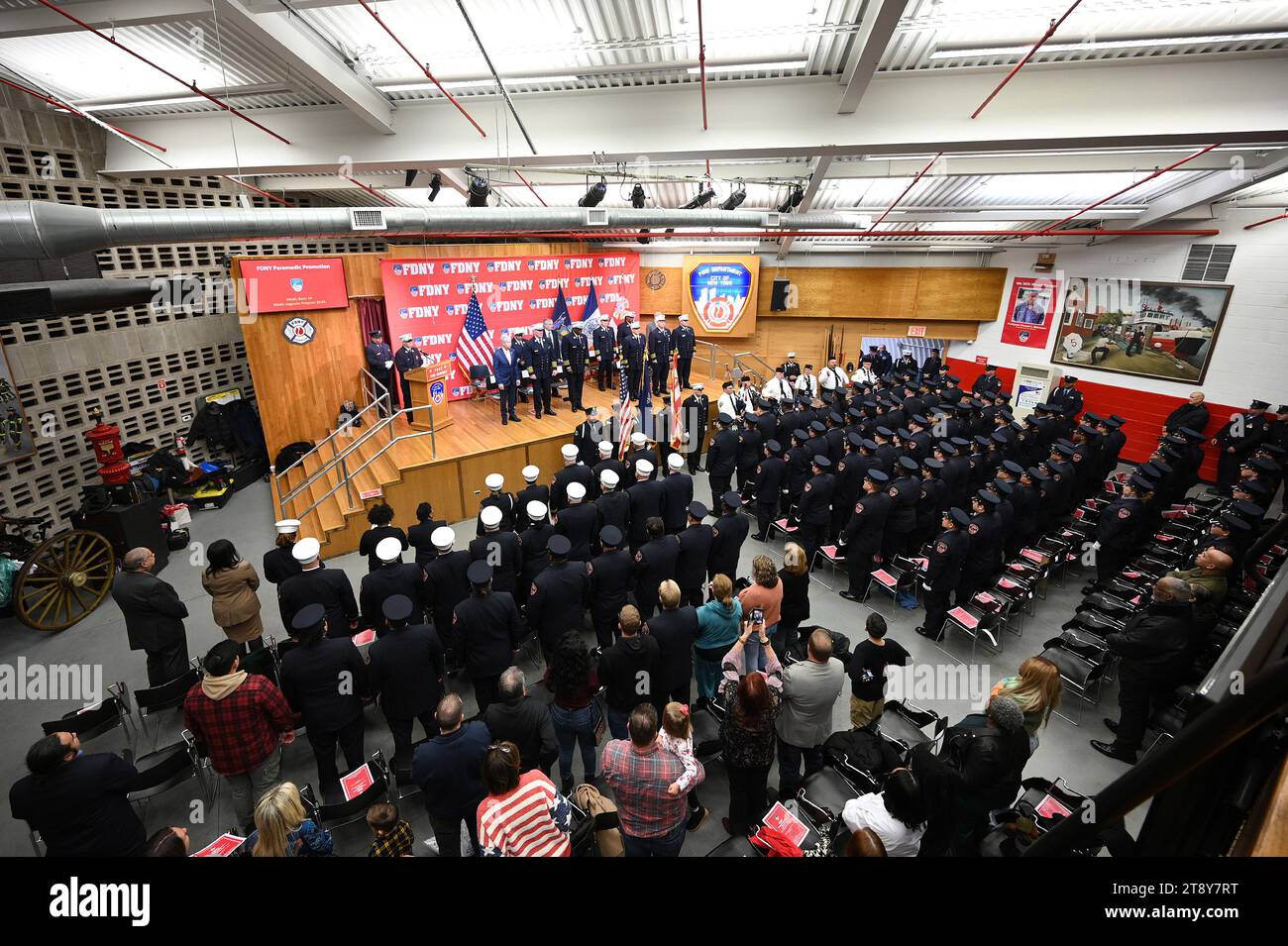 New York, USA. 21st Nov, 2023. Friends and family attend the FDNY ...