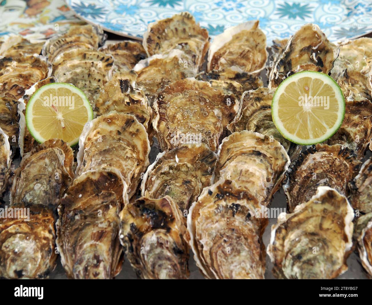 Oyster shells, Mercatino, Street market, Ortigia, Ortygia, Siracusa ...