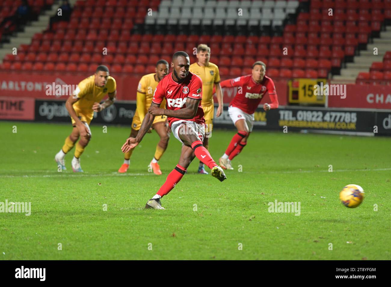 London, England. 21st Nov 2023. Corey Blackett-Taylor of Charlton ...