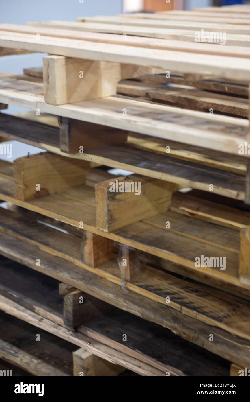 Stackable crates hi-res stock photography and images - Alamy