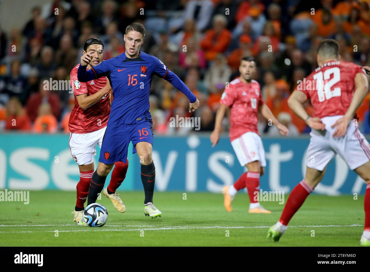 Netherlands's Joey Veerman runs with the ball during the Euro 2024 ...