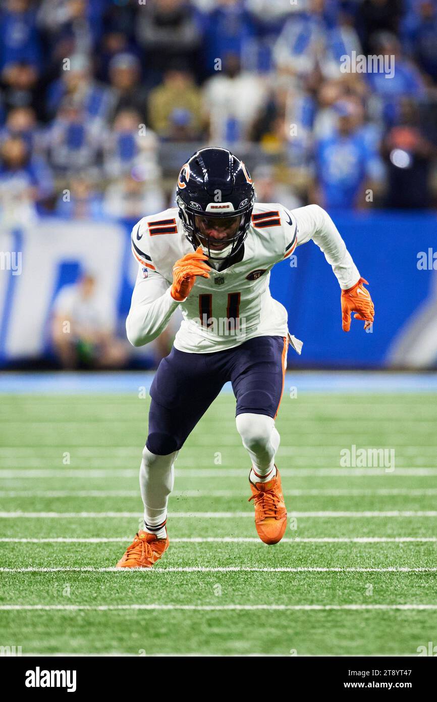 Chicago Bears wide receiver Darnell Mooney (11) runs a route against ...