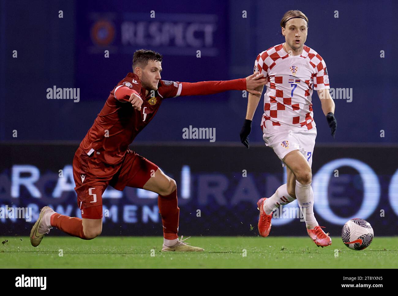 Zagreb, Croatia. 21st Nov, 2023. Styopa Mkrtchyan of Armenia and Lovro ...