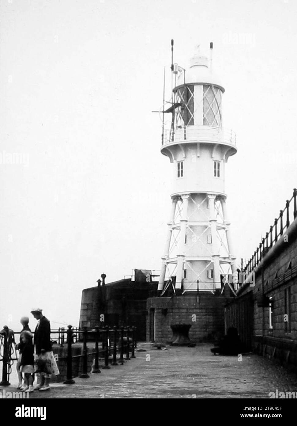Lighthouse, Admiralty Pier, Dover in the 1930s Stock Photo - Alamy