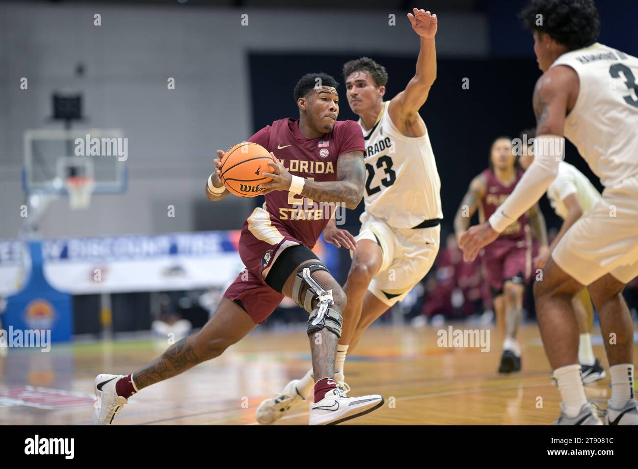 Florida State guard Cam'Ron Fletcher drives to the basket between ...