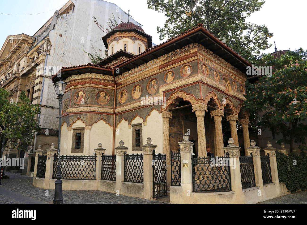 Stavropoleos Monastery (Mănăstirea Stavropoleos) Orthodox Church ...