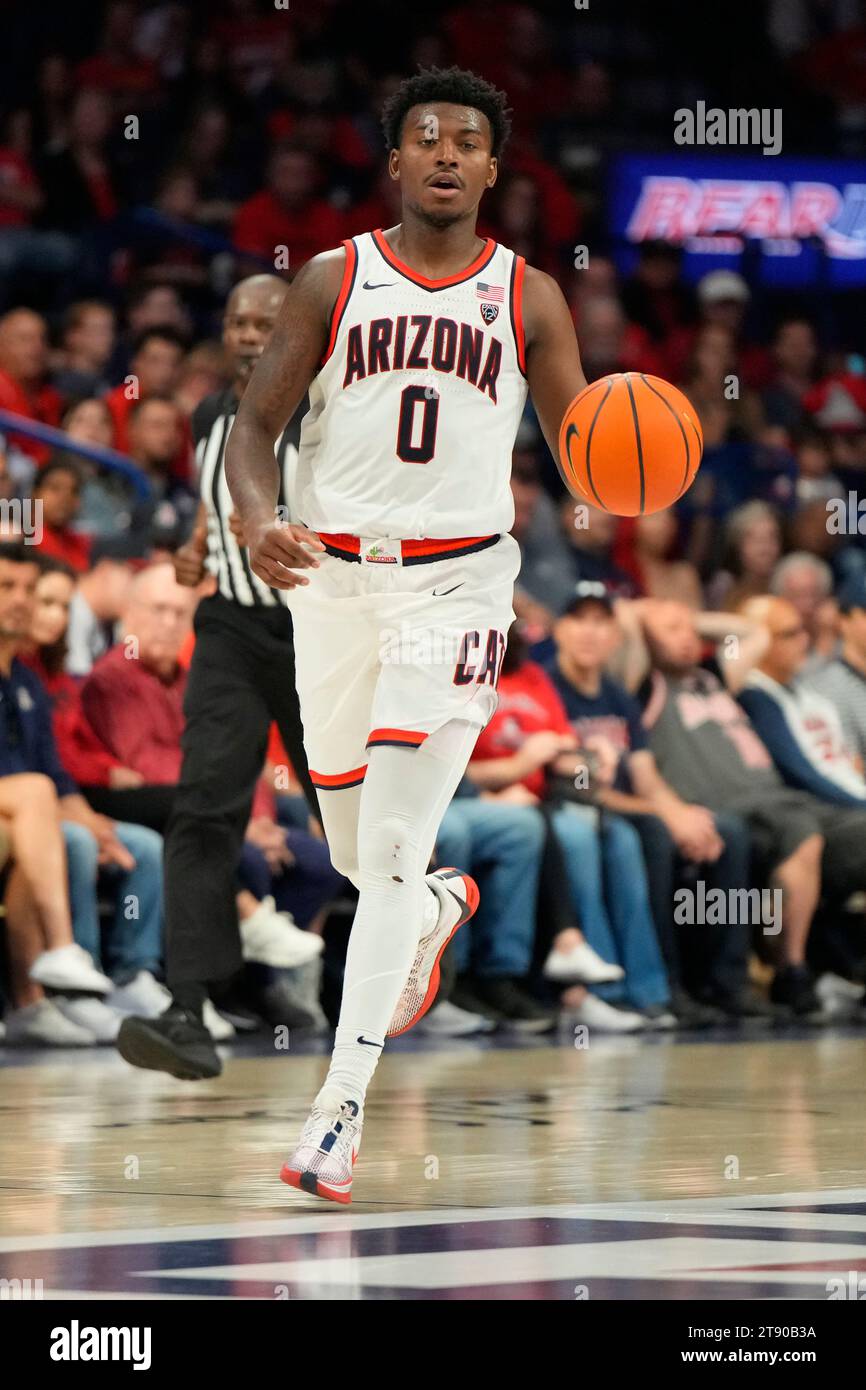 Arizona guard Jaden Bradley (0) during the second half of an NCAA ...