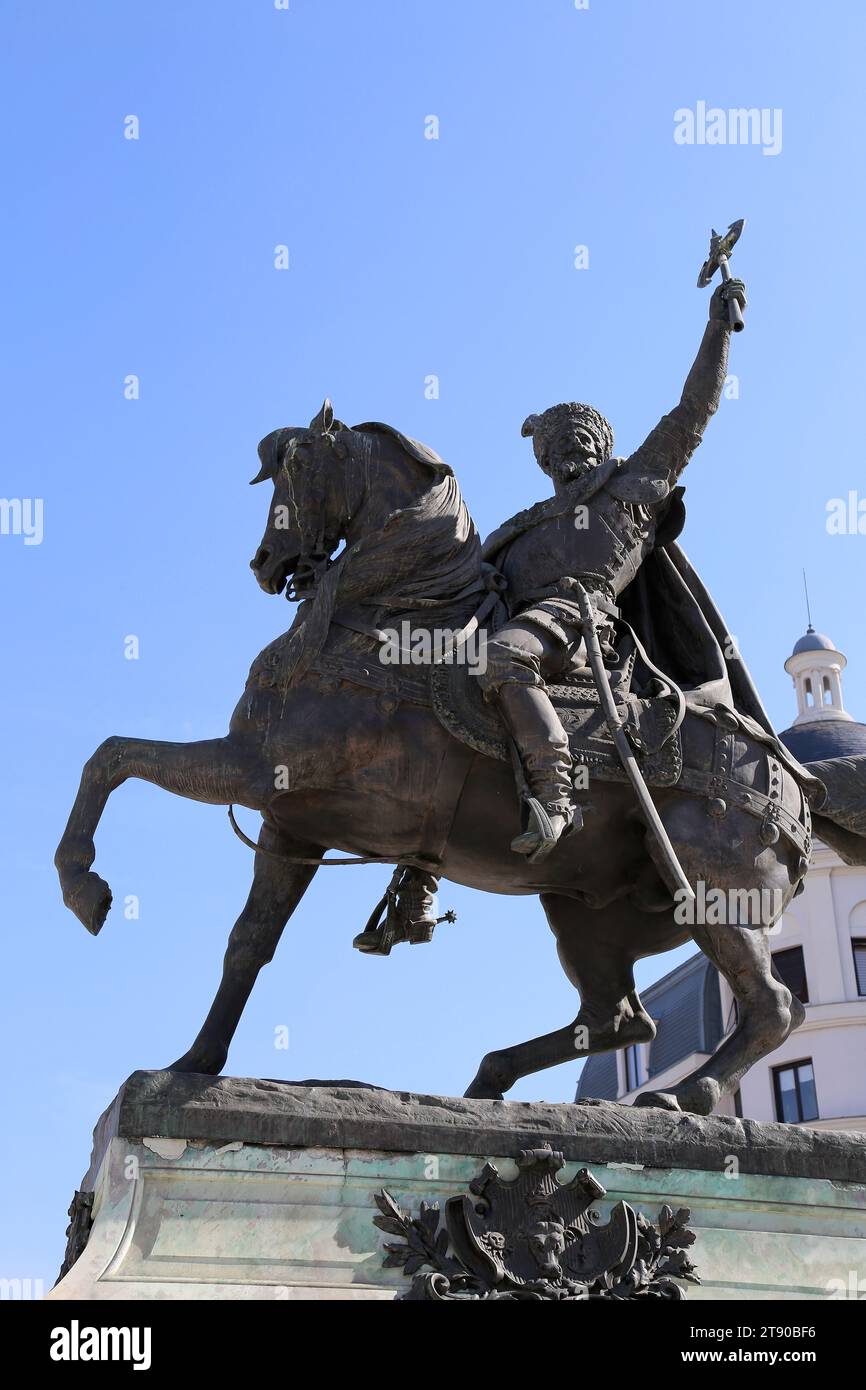 Mihai Viteazul (Michael the Brave, 1558-1601) statue, Piața ...