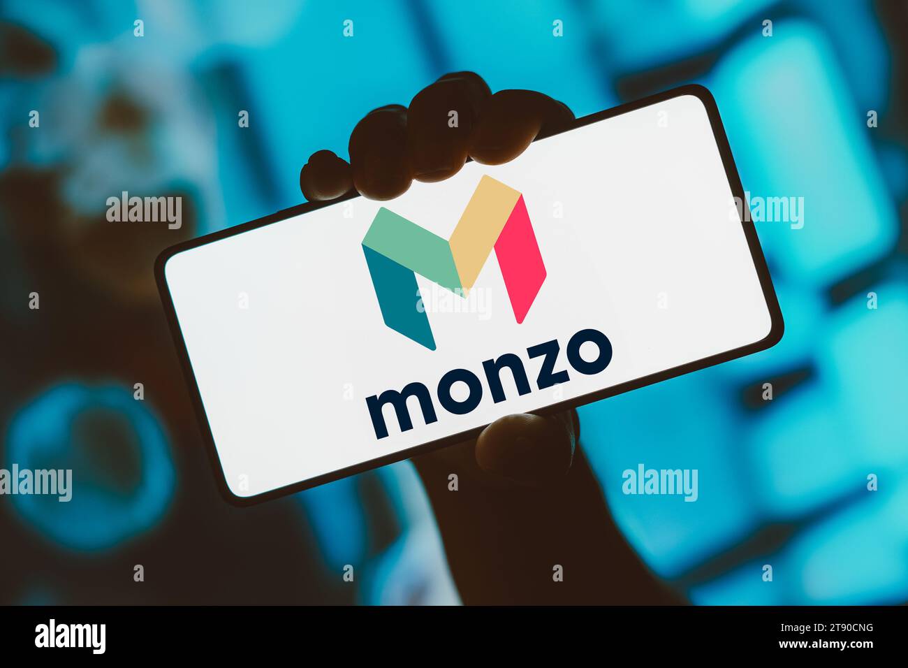 Monzo logo hi-res stock photography and images - Alamy