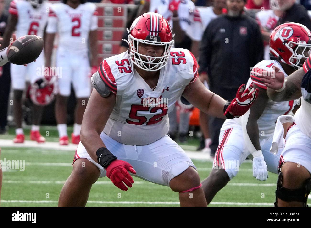 Utah offensive lineman Michael Mokofisi (52) in the first half during ...