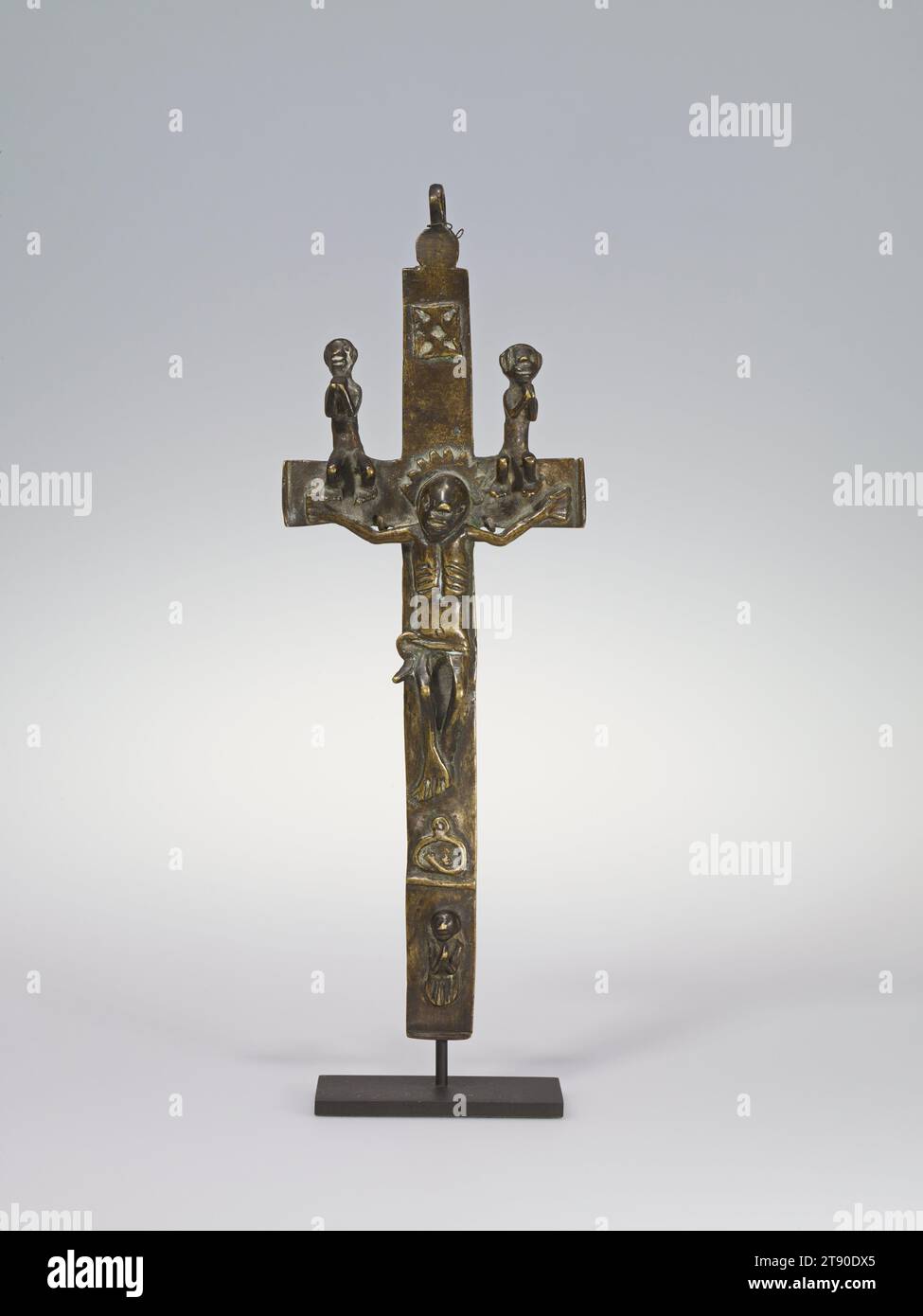 Crucifix, 16th-17th century, 11 1/16 × 4 × 3/4 in. (28.1 × 10.16 × 1.91 ...