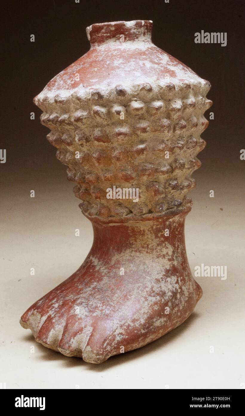 Foot form, 7 1/2 x 5 1/2 x 4 1/2 in. (19.1 x 14.0 x 11.4 cm ...