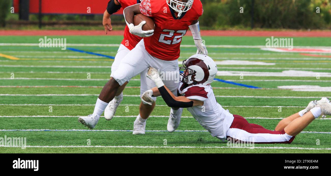 Football collision hi-res stock photography and images - Alamy