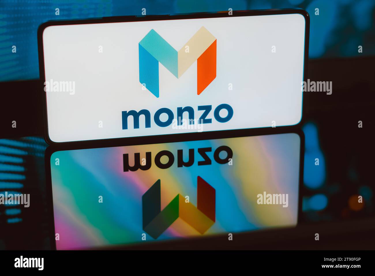 Monzo logo hi-res stock photography and images - Alamy