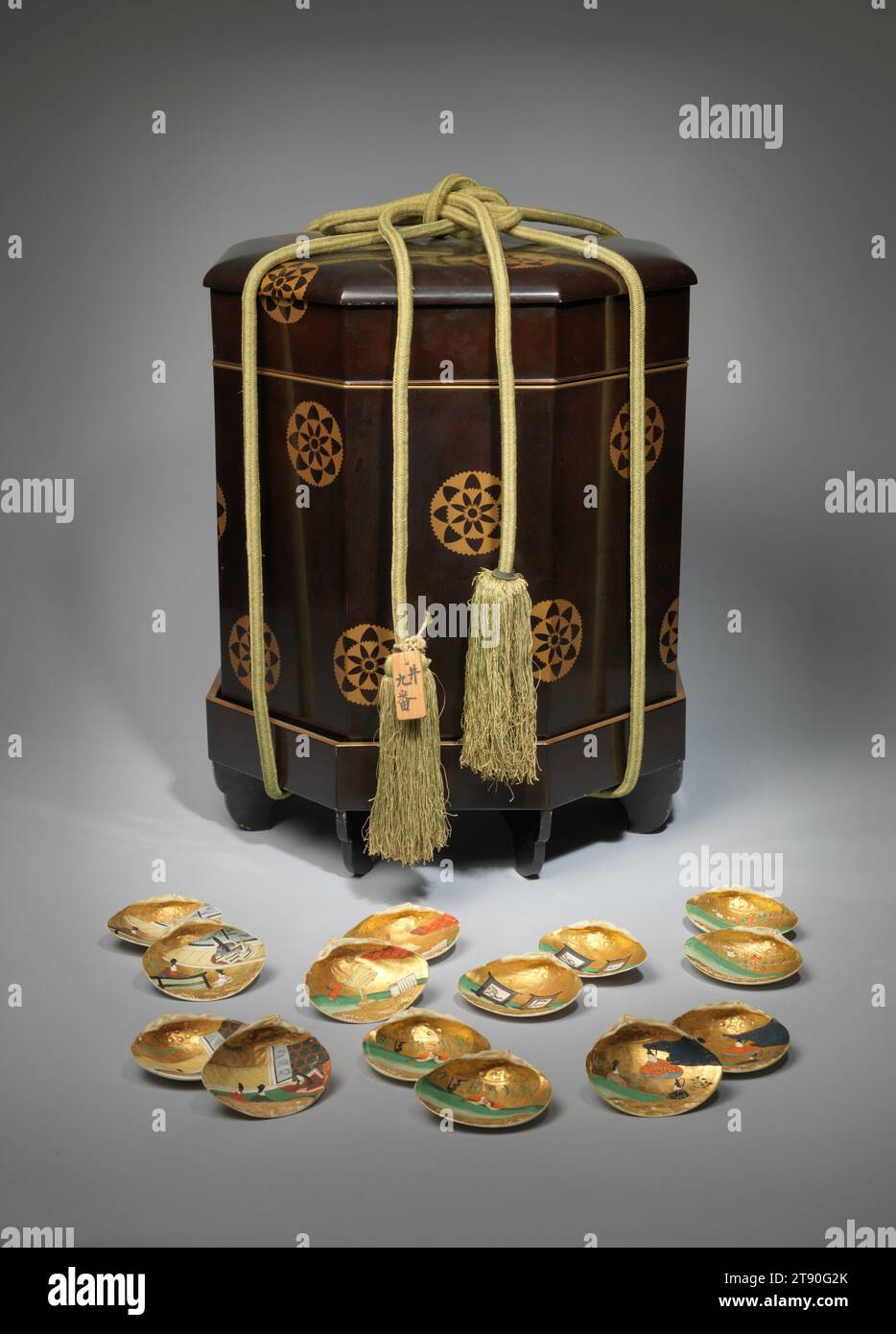 Shell-matching game, 19th century, Unknown Japanese, 1 × 3 1/4 × 2 1/2 ...