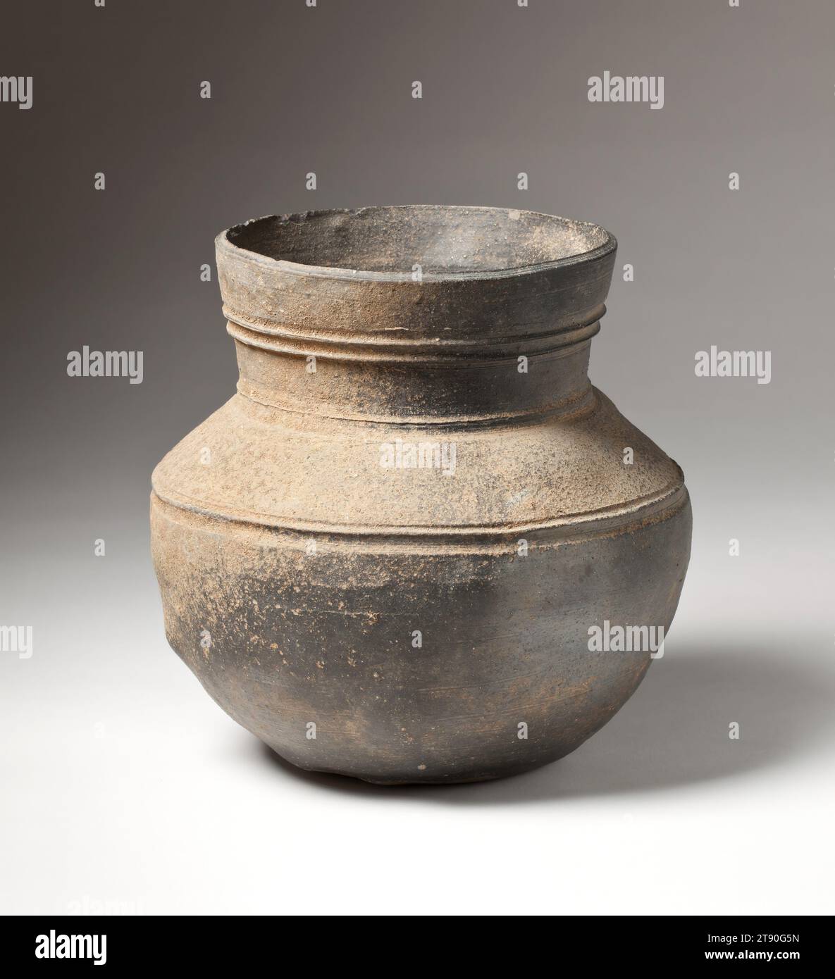 Long-necked jar, 5th century, Unknown Korean, 7 7/16 × 7 1/2 × 7 3/8 in ...