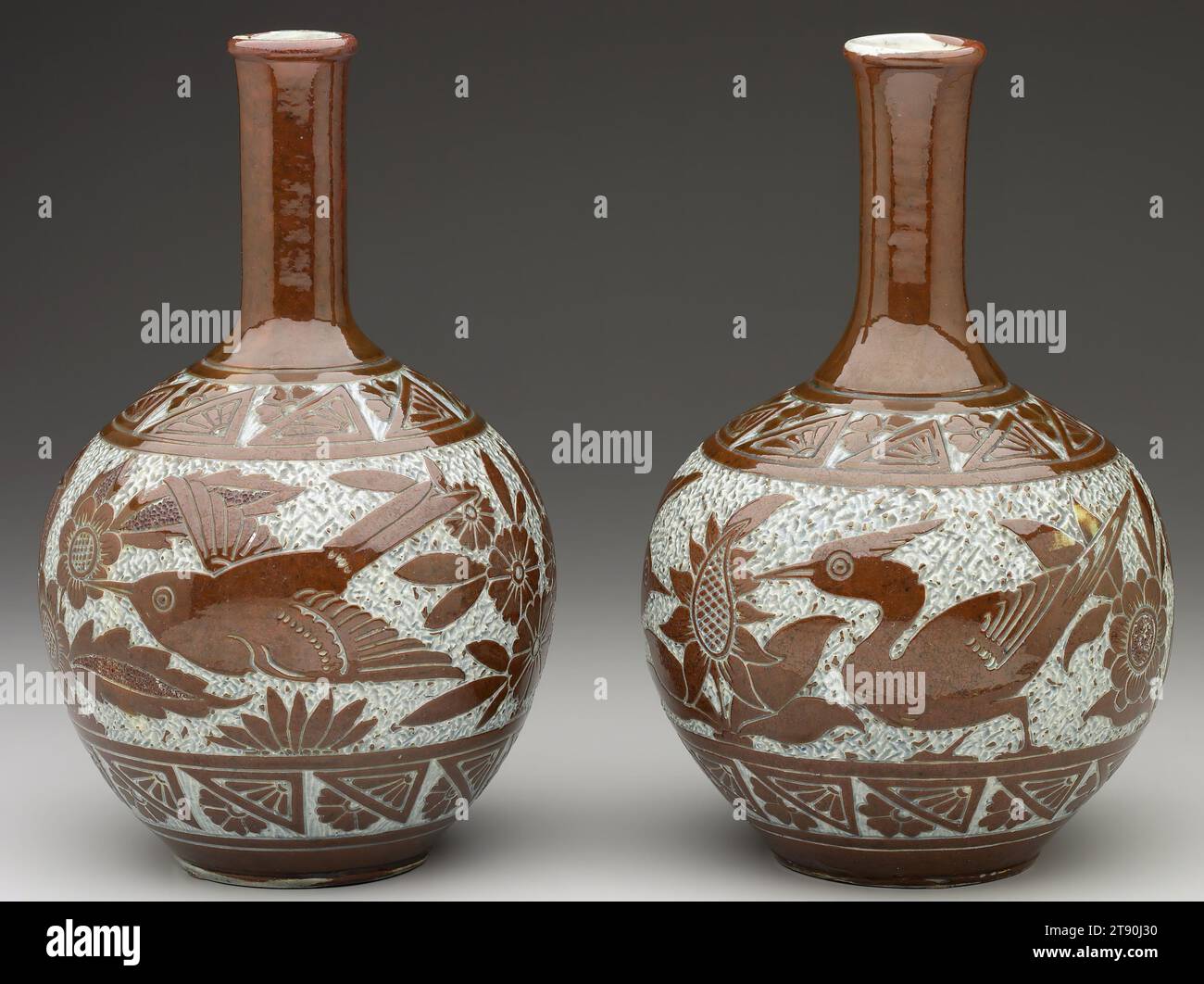 Barum ware pottery hi-res stock photography and images - Alamy