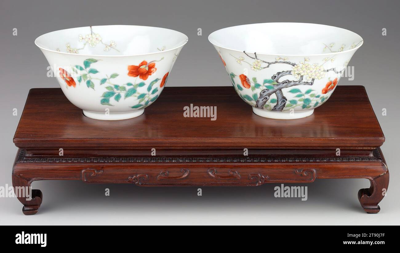 Famille Rose Bowl, one of a pair, 19th century, H.2-7/8 x Dia.5-5/8 in ...