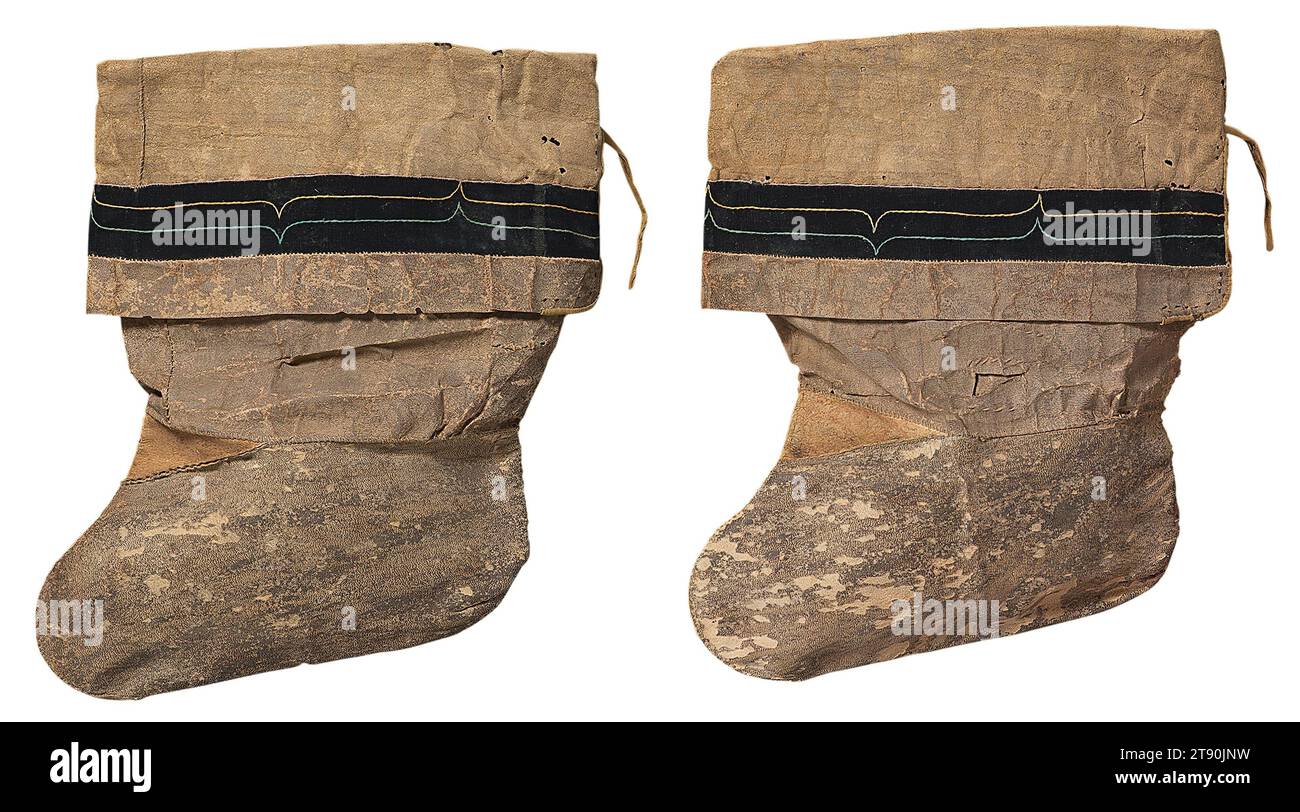 Sinew sewing hi-res stock photography and images - Alamy