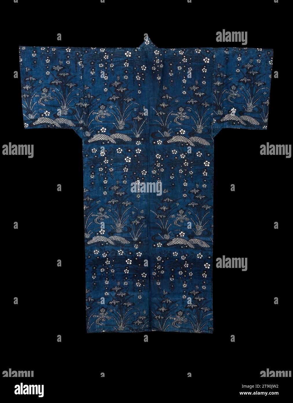 Dark blue ground ryukyu robe hi-res stock photography and images - Alamy