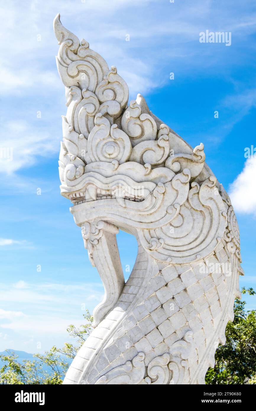 Detailed view of the dragon statue in front of the entrance to the ...