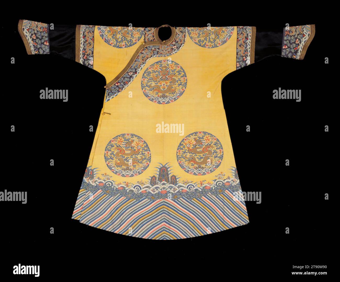 Manchu Empress' Semiformal Court Robe, 1821-1850, 56 x 72 in. (142.24 x ...