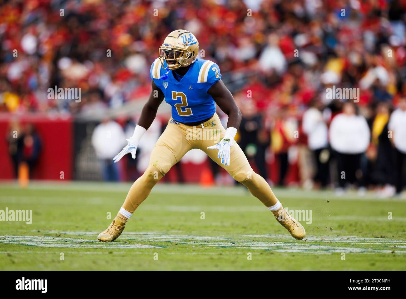 UCLA Bruins linebacker Oluwafemi Oladejo (2) defends in coverage during ...